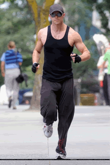 Kellan Lutz Page 3 Lpsg